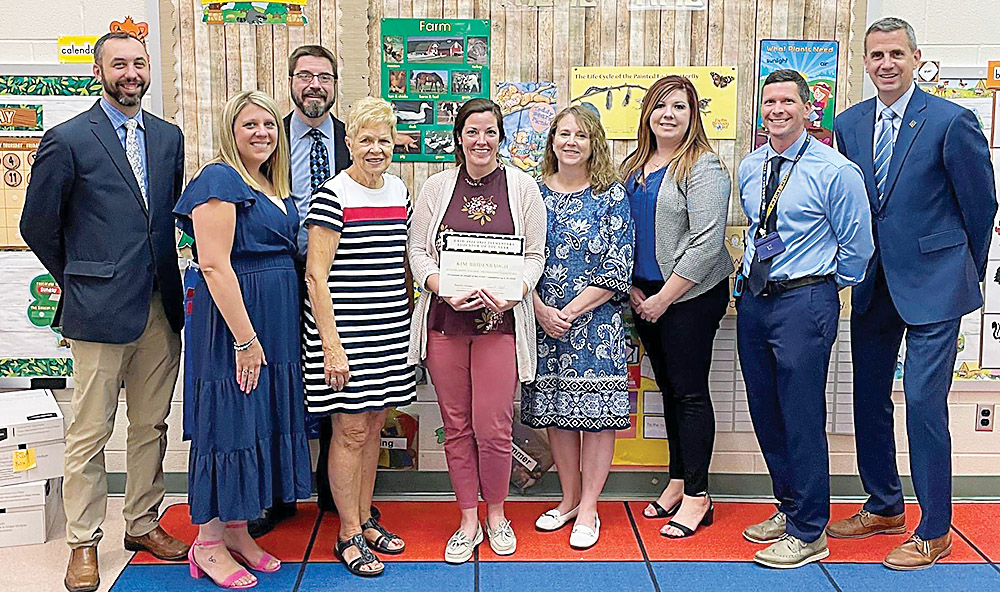 Across the area | News, Sports, Jobs - Altoona Mirror